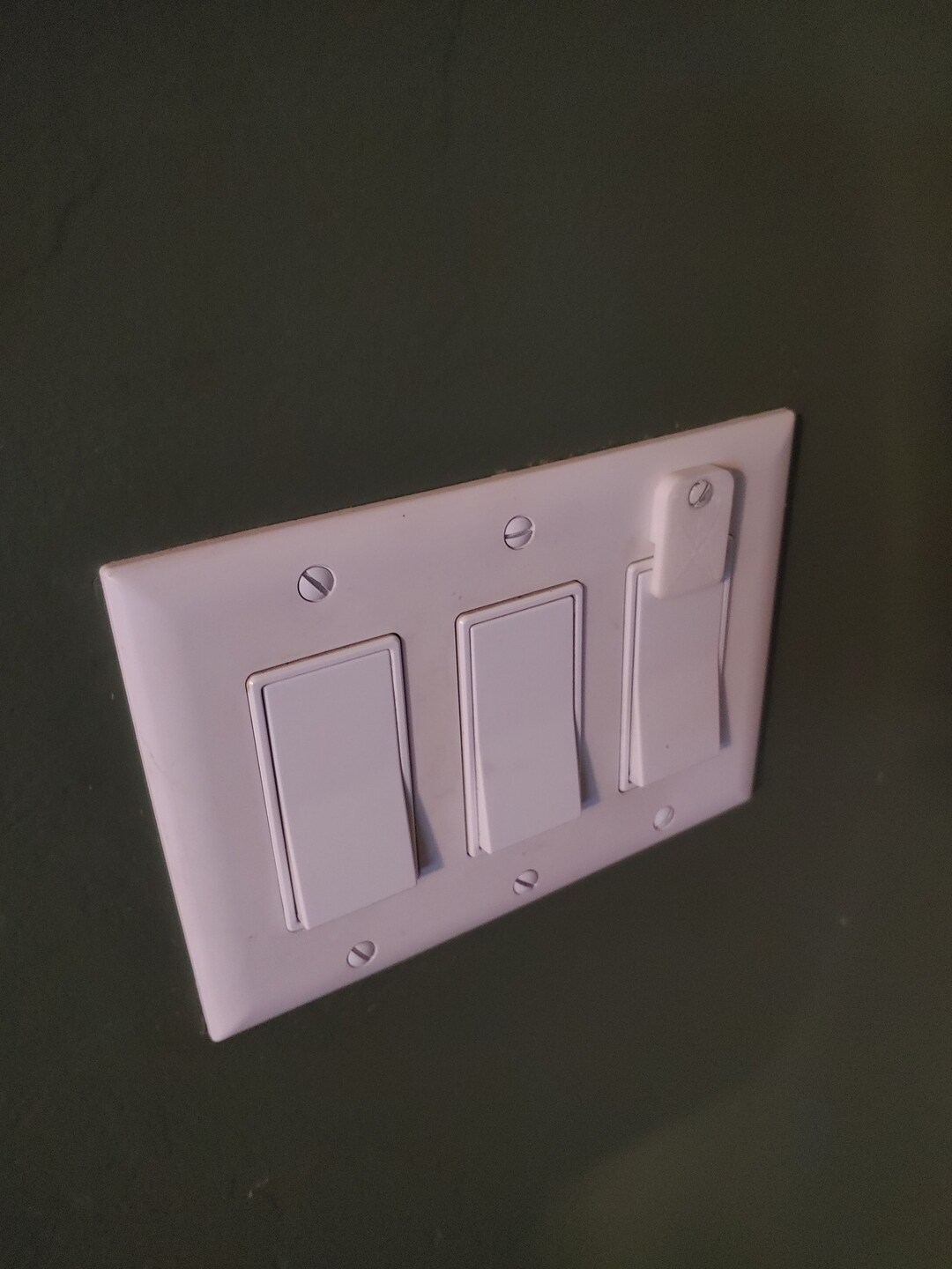 2x Simple Wall Switch Guard - Longer Screw Included - Etsy