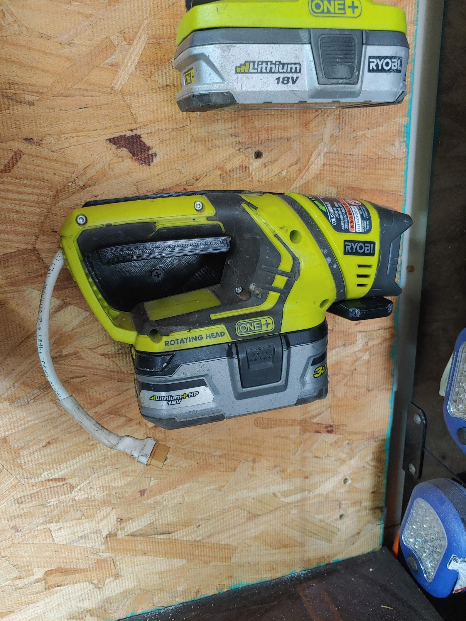 Ryobi Flashlight Wall Mount P704 3D Printed, W/ Mounting Screws - Etsy