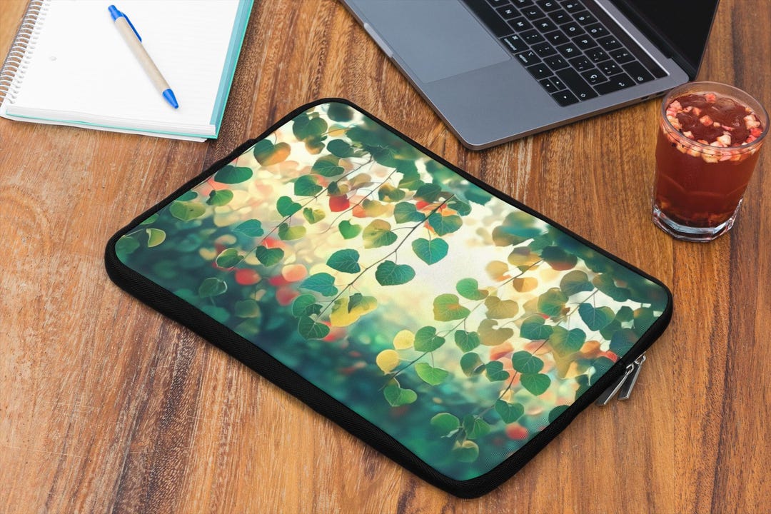 Heart-shaped Leaves With Soft Glow Design Laptop Sleeve, Cute Aesthetic ...