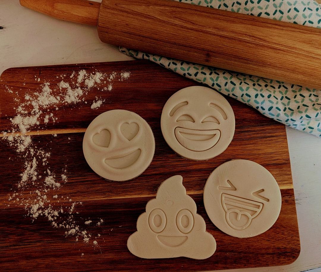 Emoji Cookie Cutter Set - Etsy