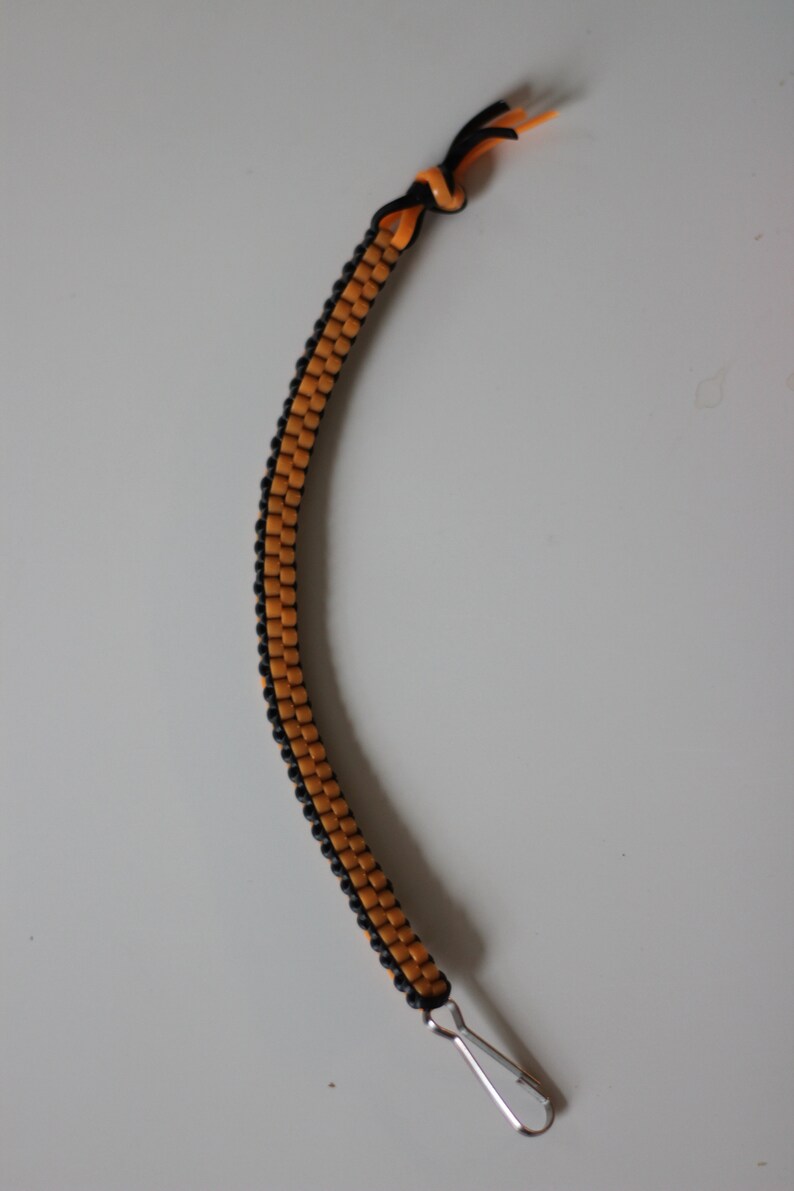 Plastic Thread Keychain//box Stitch - Etsy