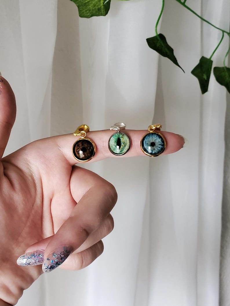 Custom Hand Painted Eye Pendant Necklace - Etsy