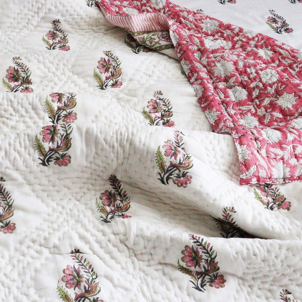 Romantic Quilt - Etsy