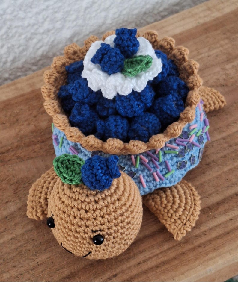 PDF Pattern Crochet: Turtle With Blueberry Pie - Pattern ONLY - English ...