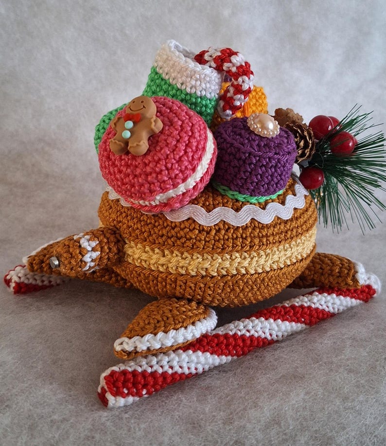 PDF Pattern Crochet: Gingerbread Reindeer Turtle With Macaron Sleds ...
