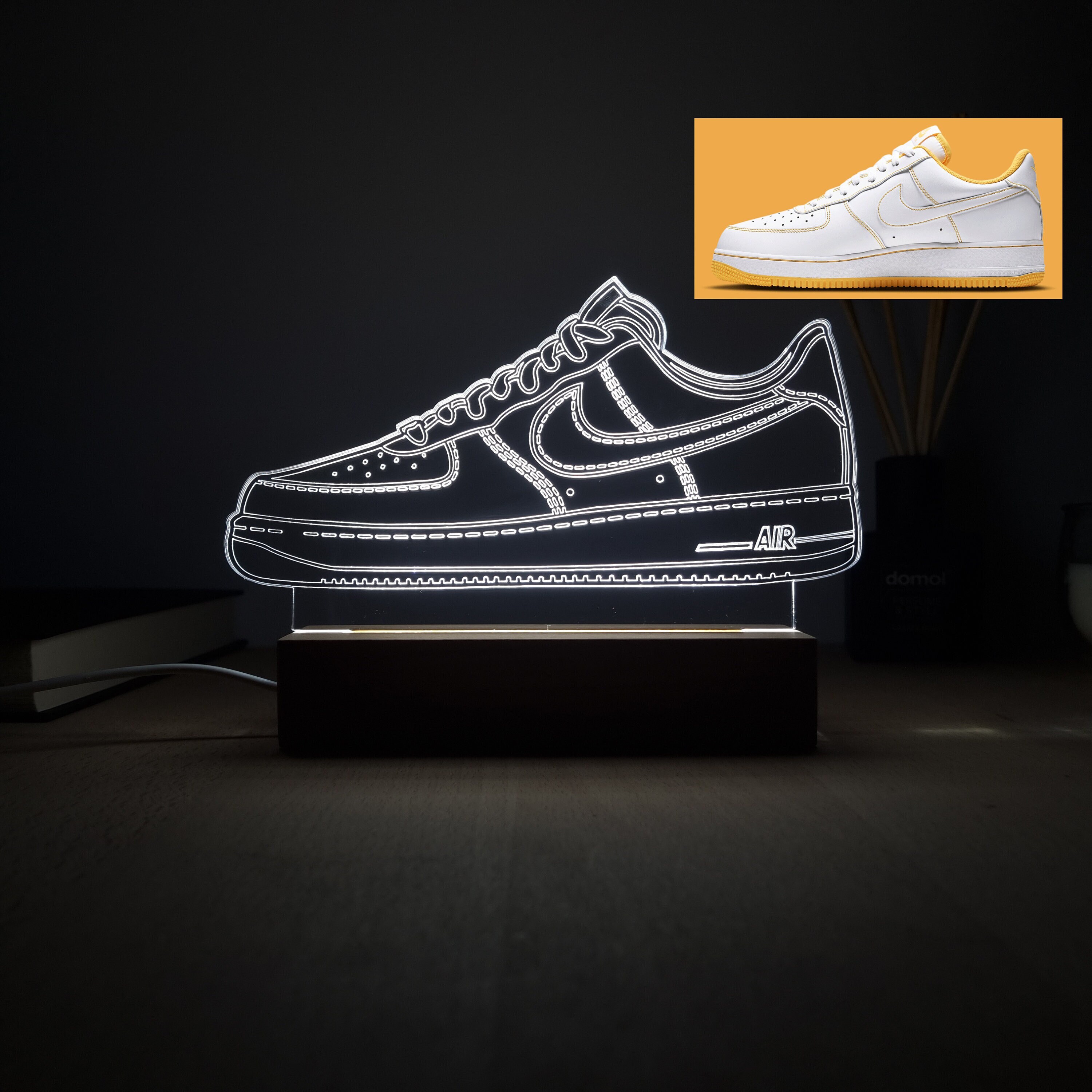 Personalized Sneaker Lamp I Gift for Sneakerheads I Shoe LED - Etsy