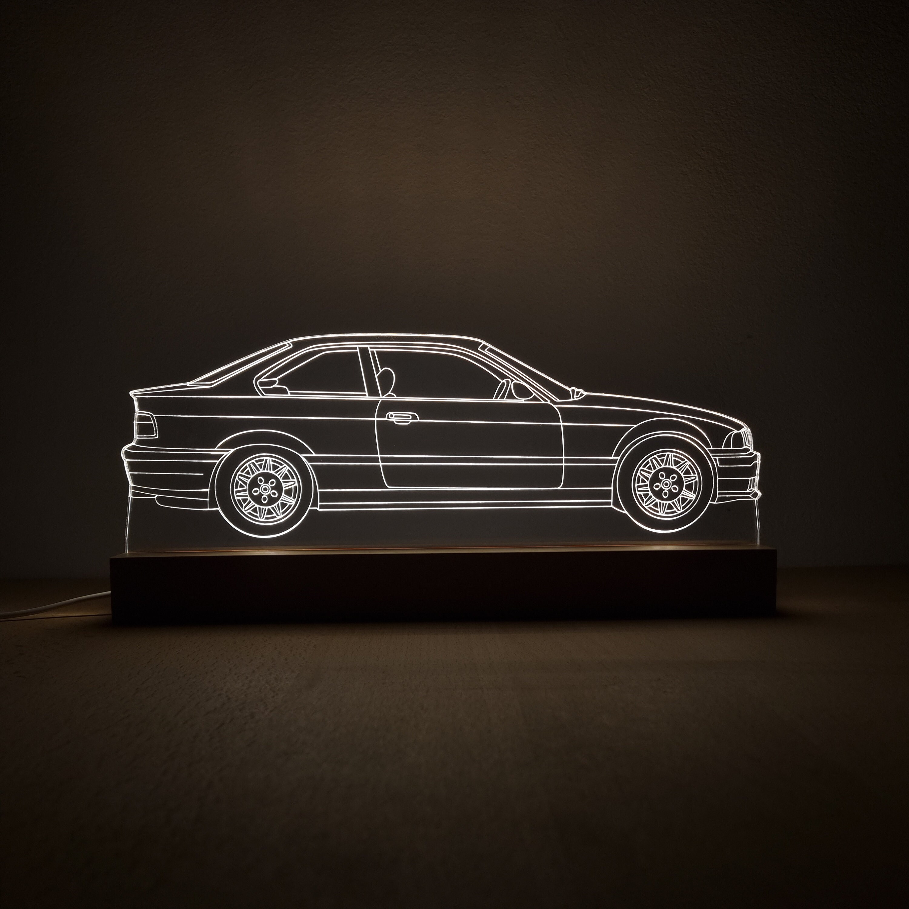 German Car I Auto-Liebhaber-Geschenk I LED-Dekor-Schreibtischlampe I ...