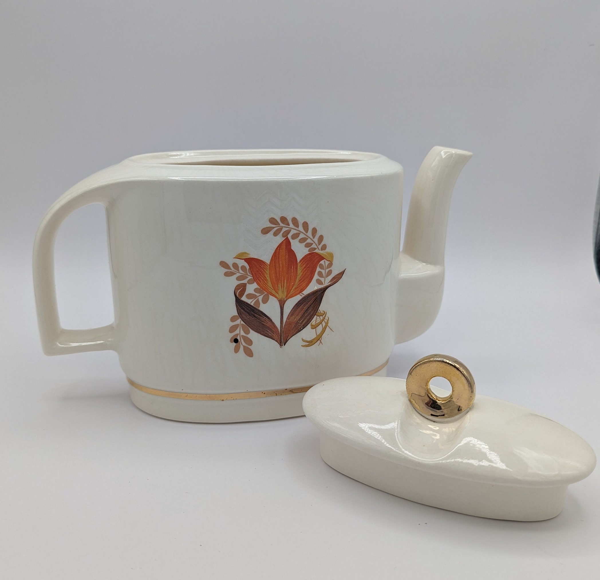 Vintage 1940s Harker Pottery modern Age Teapot With modern Tulip ...