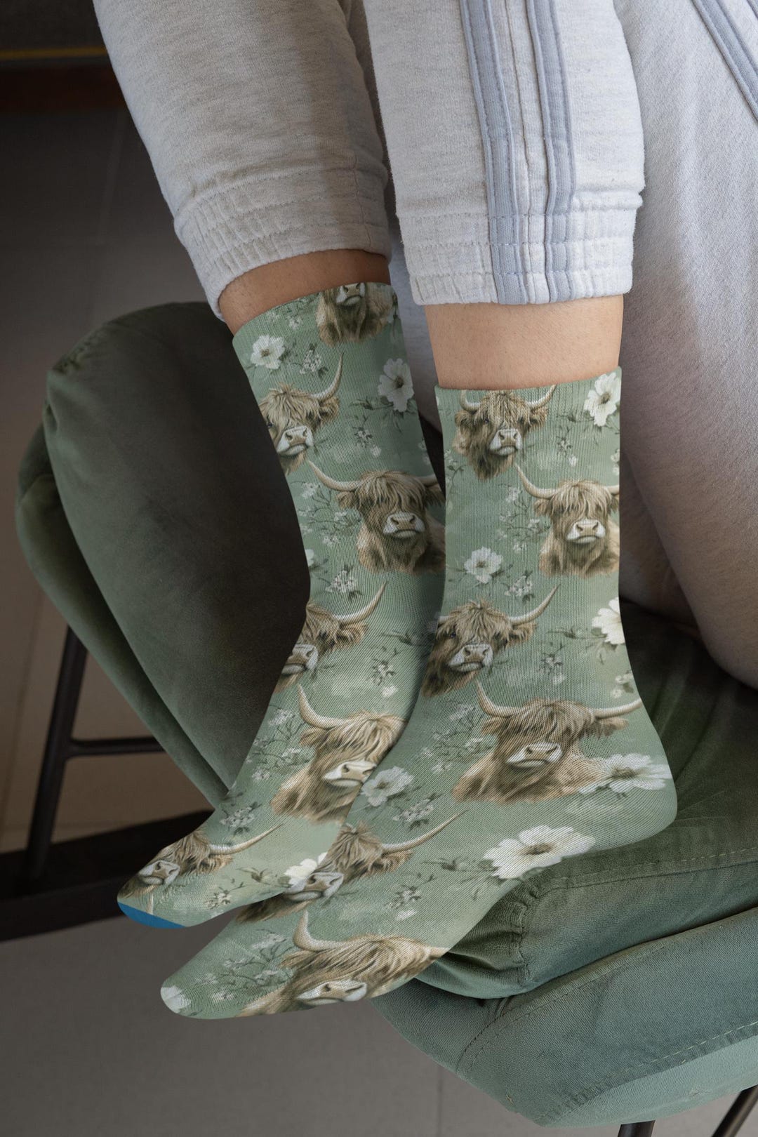 Highland Cow Socks Unisex Fit Crew Socks Farm Animal Gift Cow Lover ...