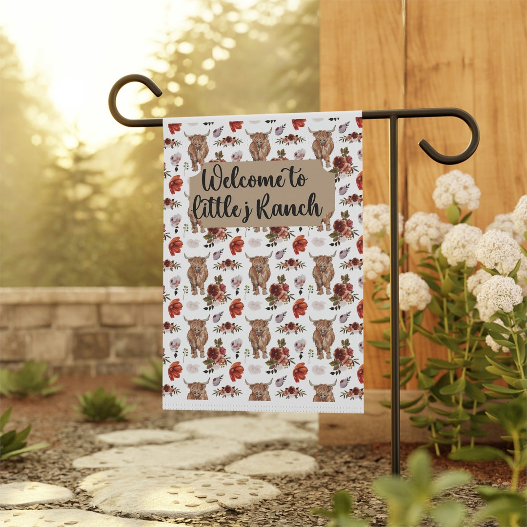 Highland Cow Print Personalized Garden Banner Welcome Sign for Home or ...