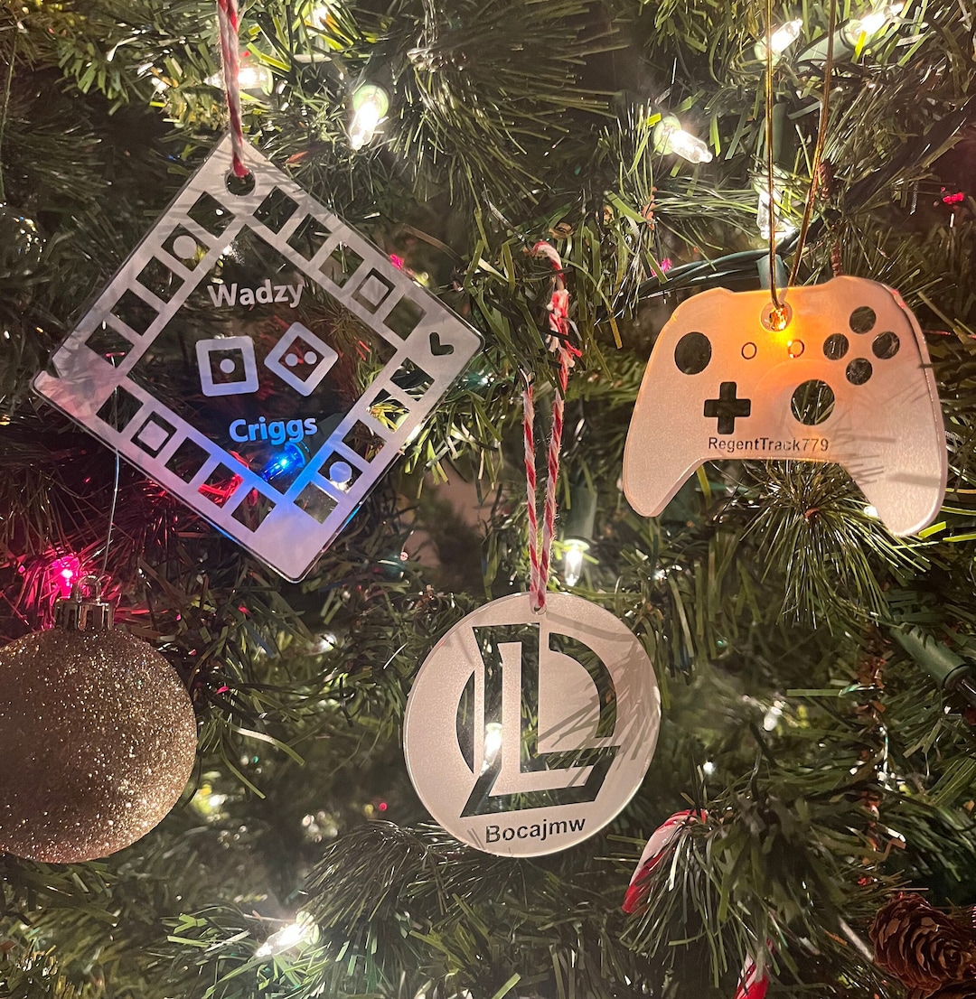 Personalized Acrylic Gamer Ornament - Etsy