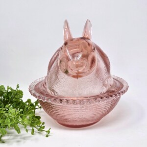 Vintage Pink Glass Bunny Rabbit Trinket / Candy Dish on Basket - Etsy
