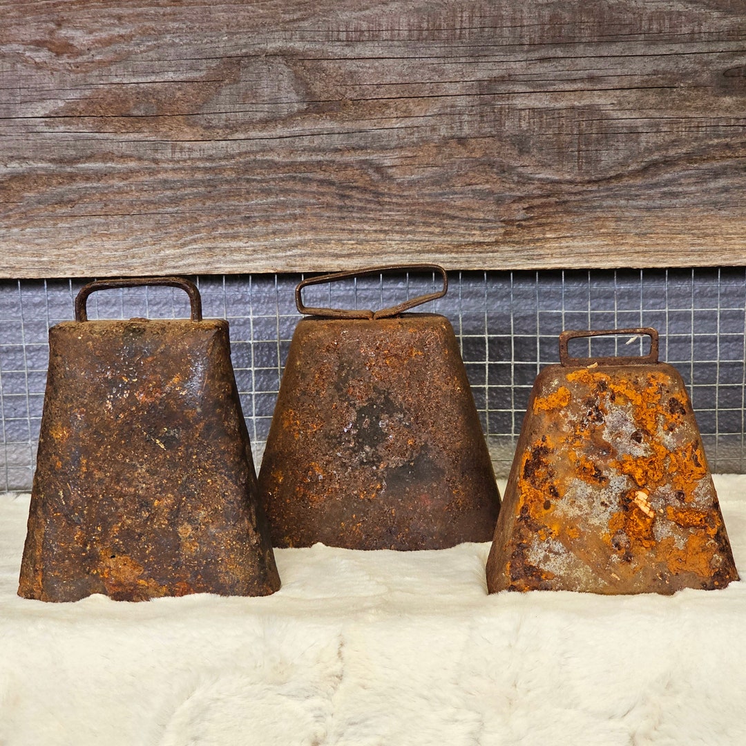 Choice Antique Cow Bell / Farmhouse /french Country-decor - Etsy