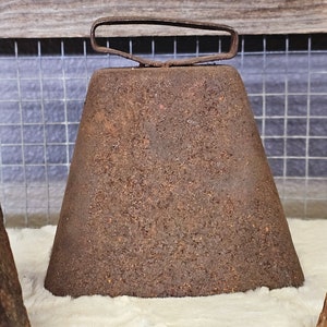 Choice Antique Cow Bell / Farmhouse /french Country-decor - Etsy