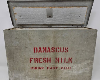 Fantastic Vintage Galvanized Metal Milk Box, Woodson Dairy Red Hill ...