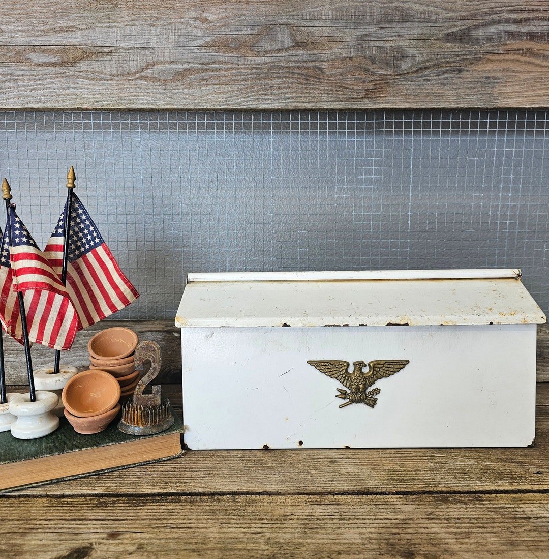 Vintage Metal Mailbox With Gold Eagle - Etsy