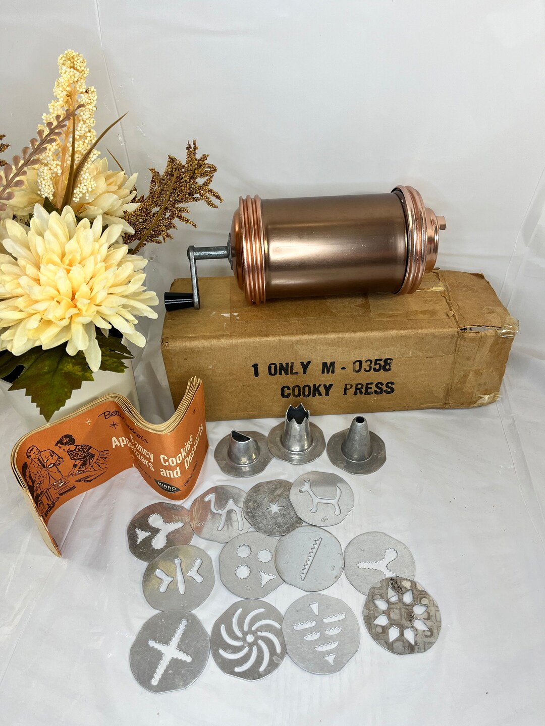 1960s Betty Crocker Fancy Cookie Press Kit: Bake Delightful Cookies ...