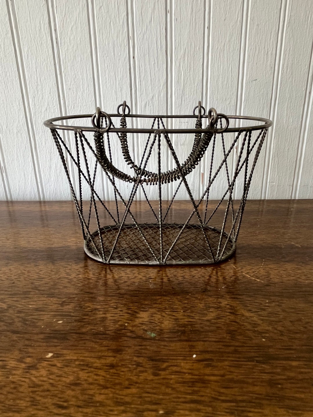 Antique Metal Wire Basket With Handles Twisted Wire Basket Spiral Wire ...