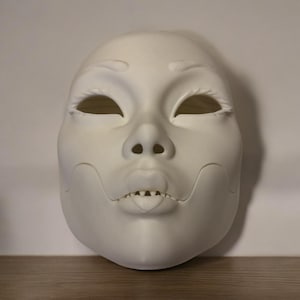 Geisha Mask, Geisha Mask With Sharp Teeth - Unique Japanese Art ...