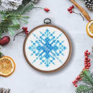Snowflakes Cross Stitch Pattern, Mini Cross Stitch, Easy Cross Stitch ...
