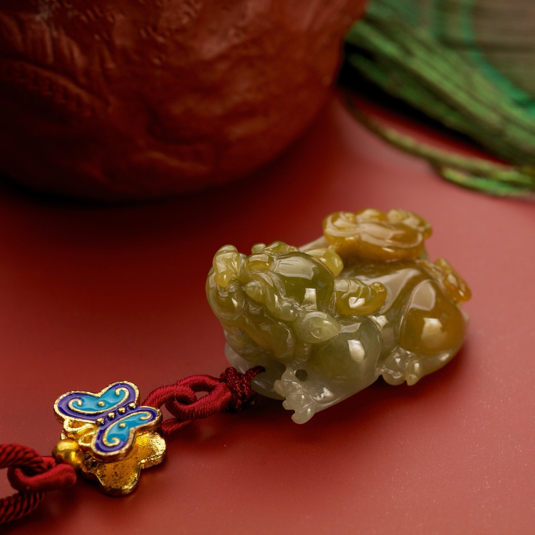 Yellow Pixiu Jadeite Ornament PJA00598 - Etsy