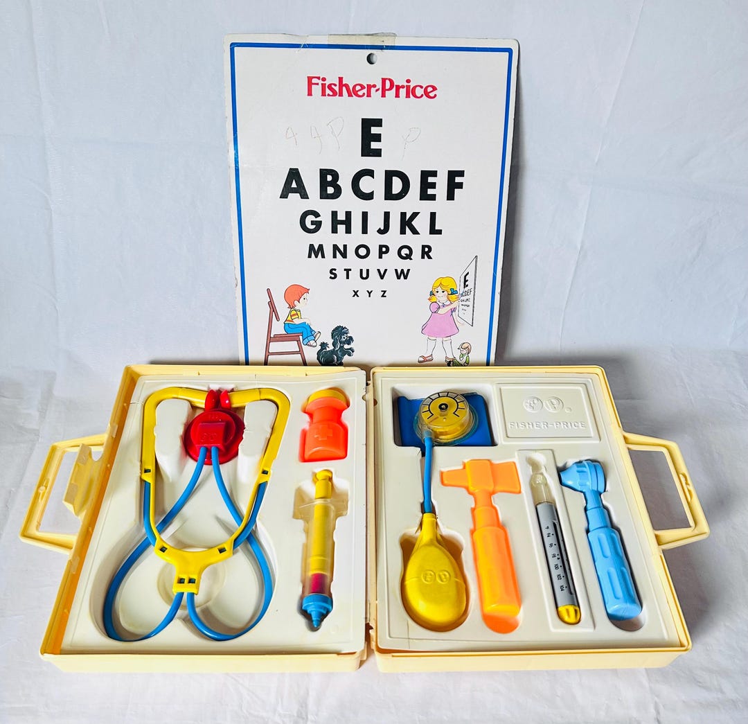 Vintage Fisher Price Medical Kit #936, Complete With Eye Chart Made in ...