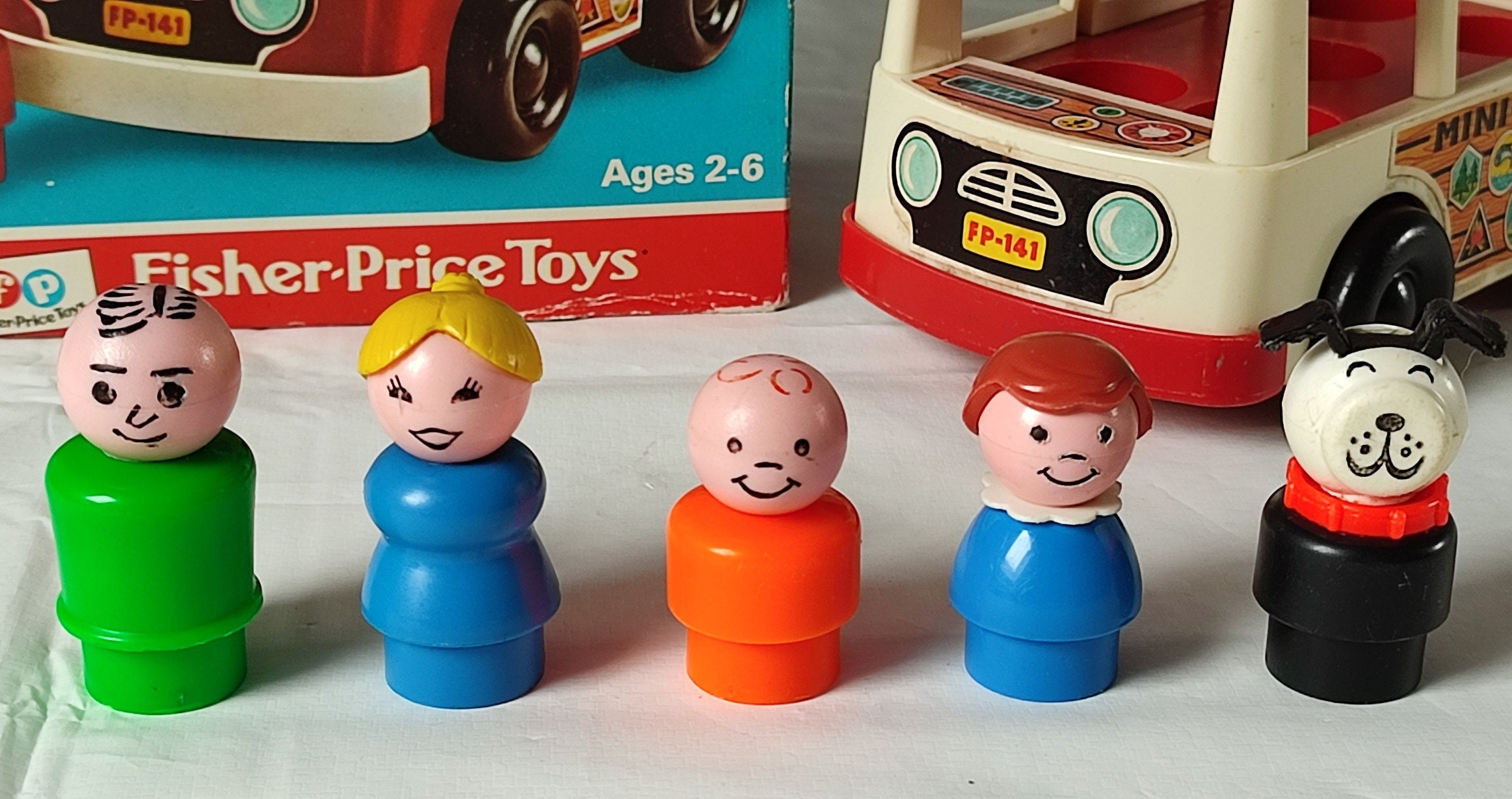 Vintage Fisher Price Play Family Mini Bus 141 Complete With Original ...