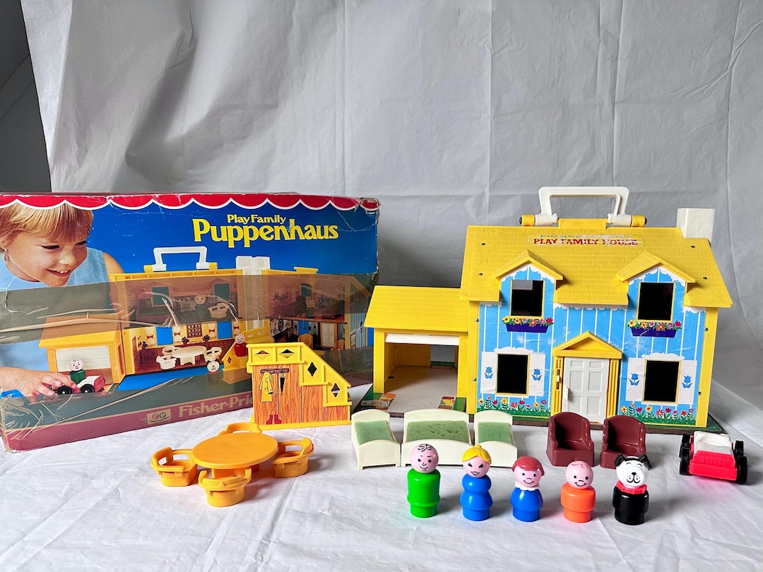 Vintage Fisher Price Play Family House #952 (yellow) With Box, Made in ...