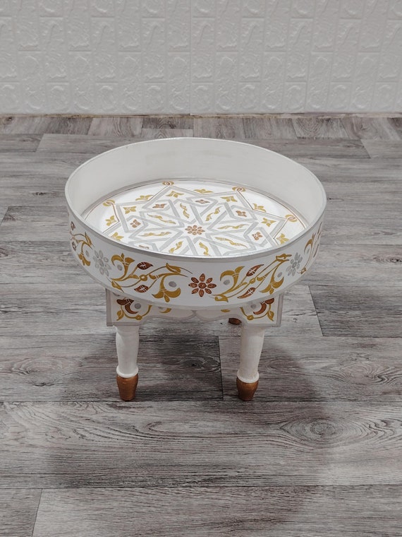 Small decorative table store