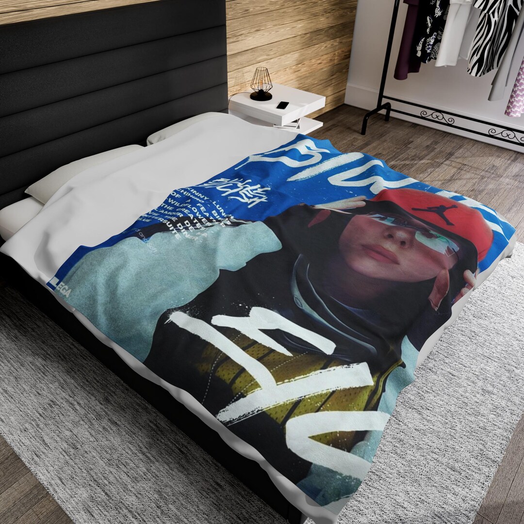 Retro Billie Eilish Blanket Hard & Soft Tour Billie Tour Shirt Hit Me ...