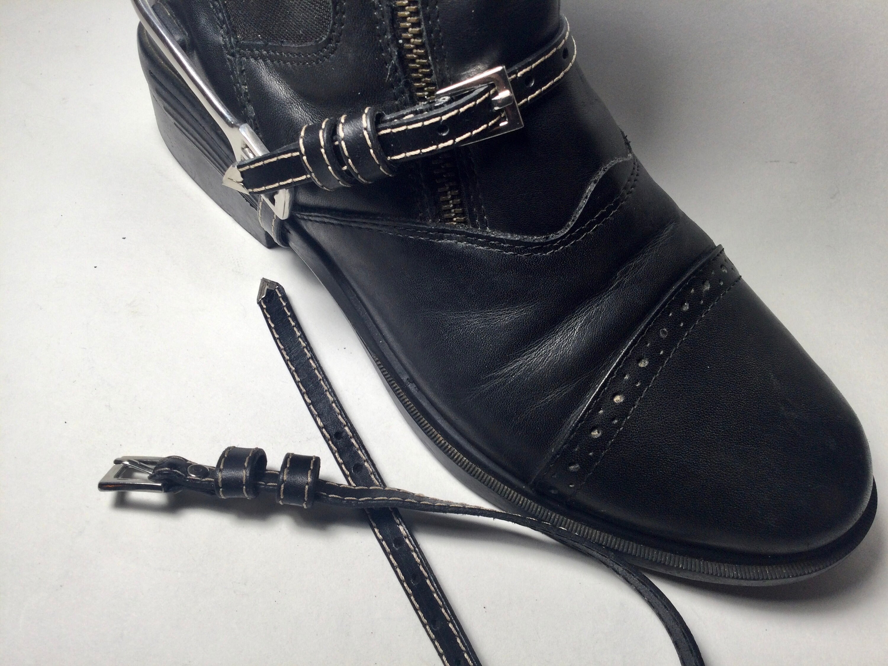 Black Leather Spur Straps With Beige Stitching - Etsy
