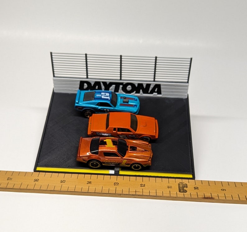 Miniature Banked Oval Race Track Diorama - Freedom Factory, Talladega ...
