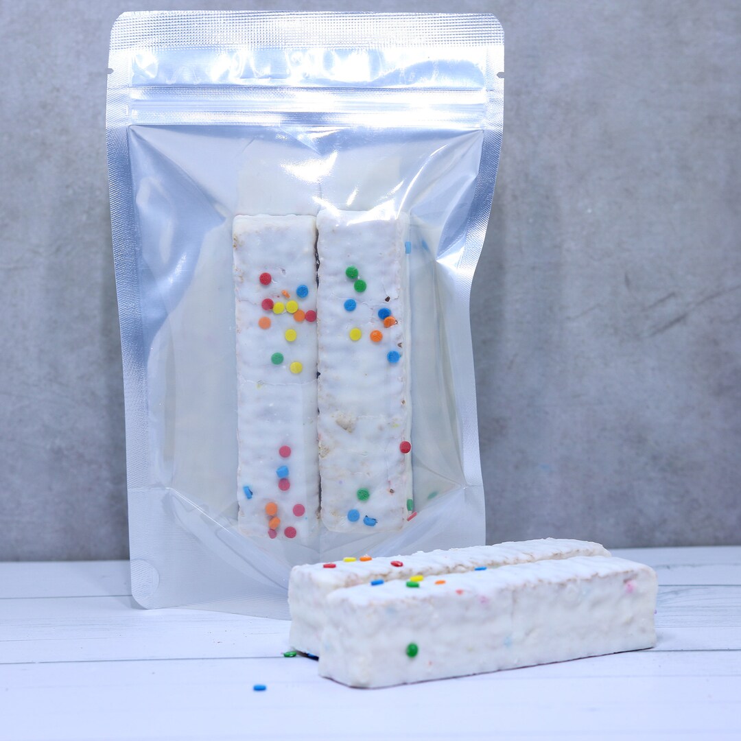 Freeze Dried Birthday Cake Vanilla Flavor Snack Cake Dessert Tiktok ...