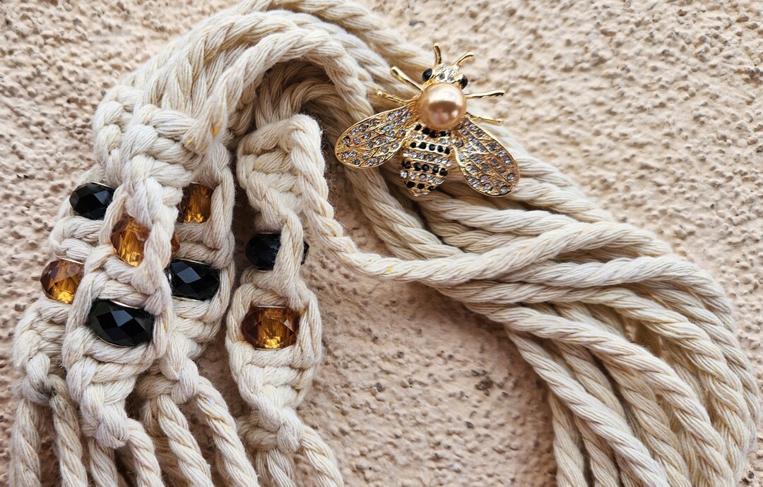 Macrame Bee Plant Hanger Save the Bees Glass Beads - Etsy