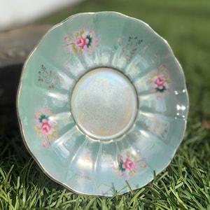 Pollinator Garden Bath, Bee Bath, Butterfly Bath, Floral, Garden ...