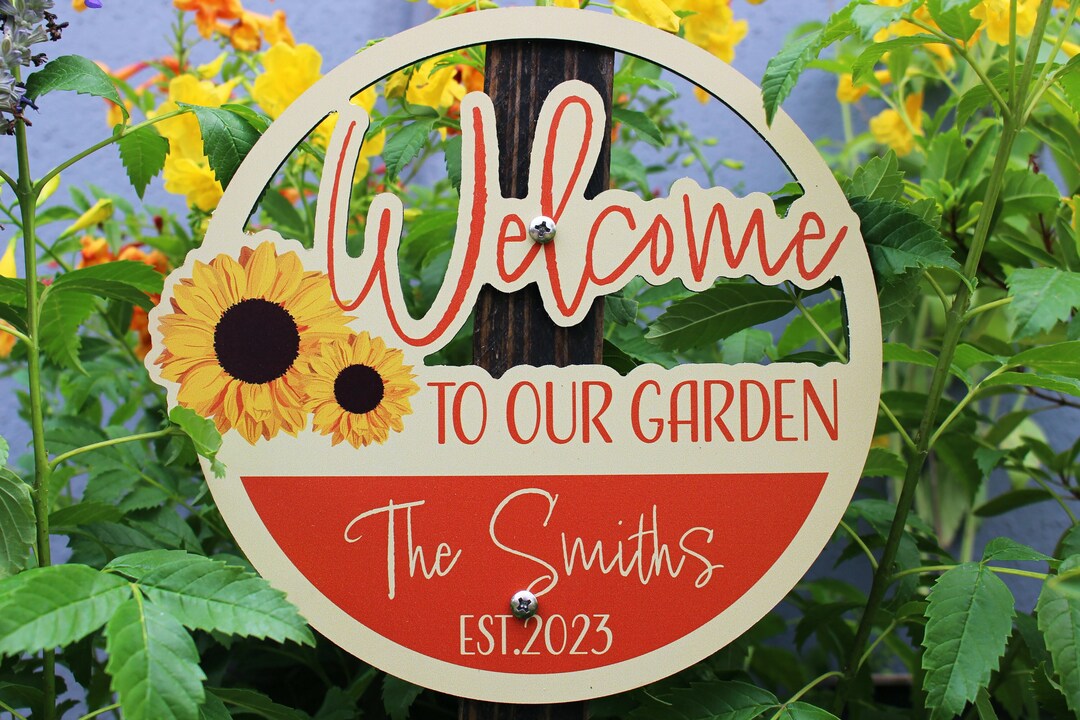 Custom Sunflower Garden Sign | Welcome Garden Sign | Family Garden Sign ...