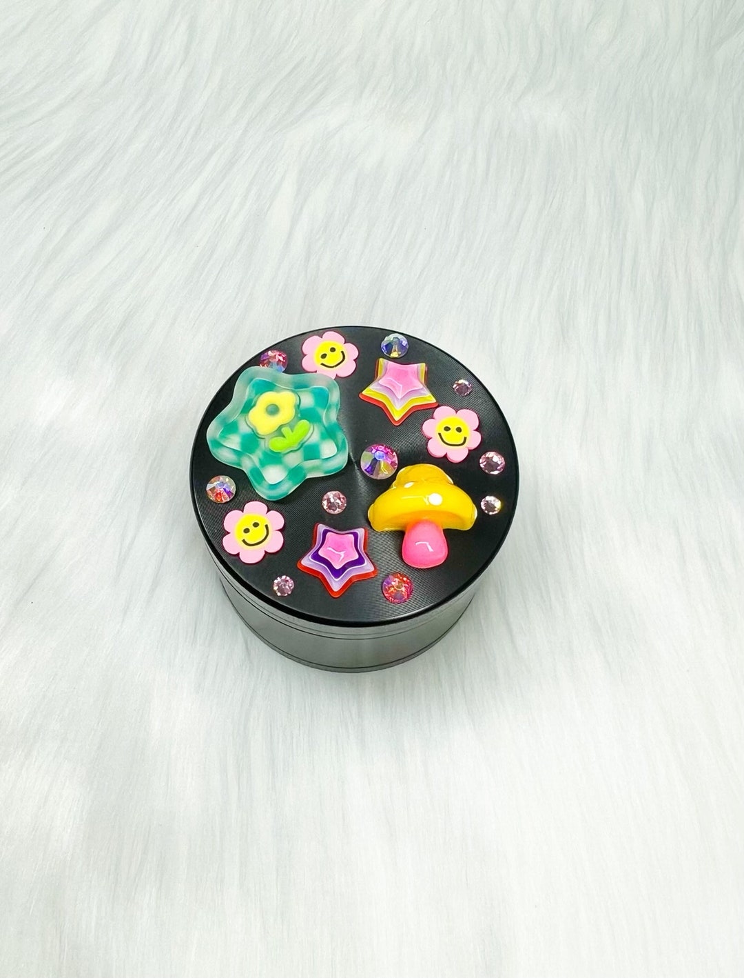 Psychedelic Daisy Mushroom 4 Piece Grinder | Cute Grinder | Cute Girly ...