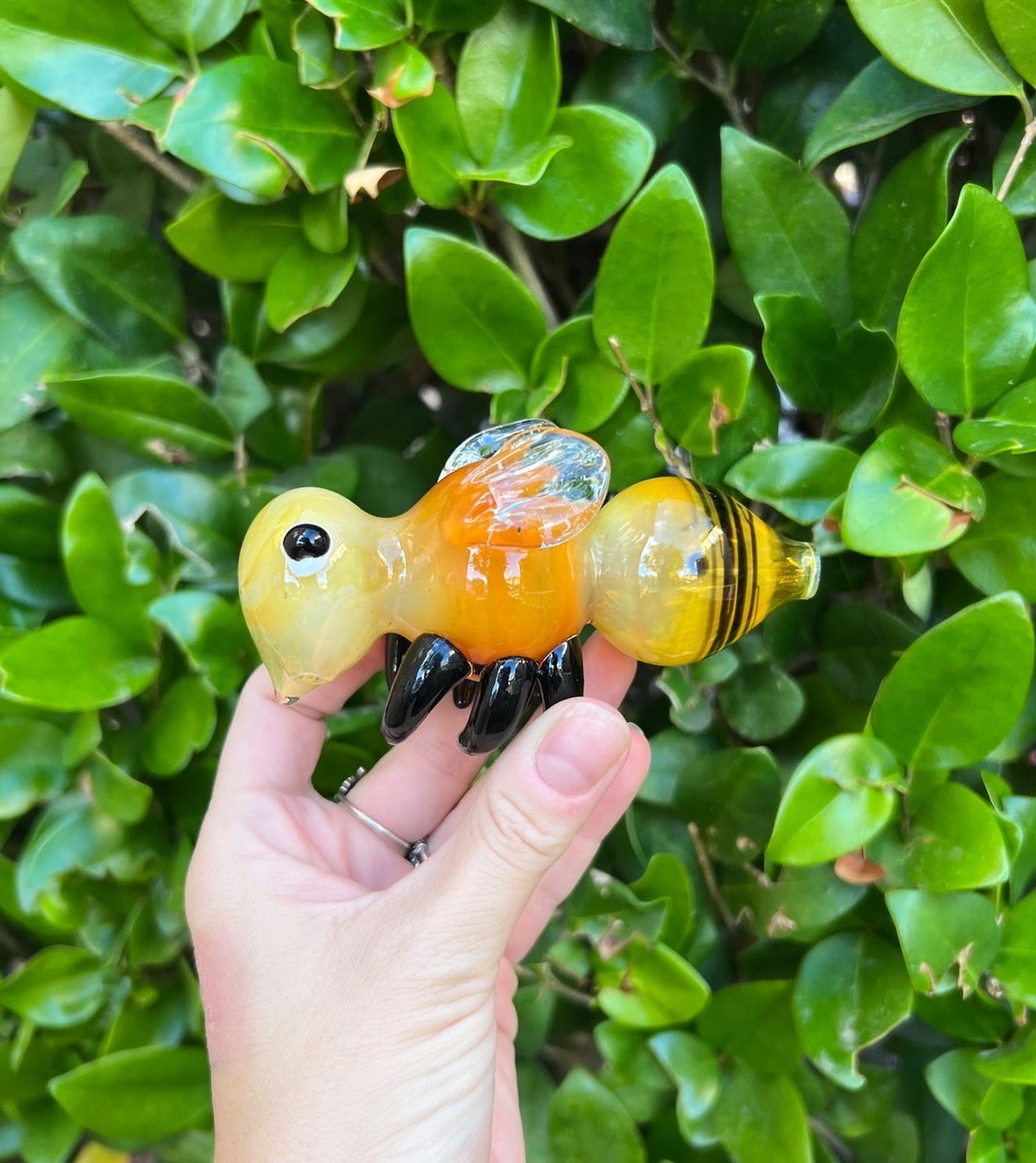 Bee Glass Pipe, Honey Bee Hand Pipe, Cute Pipe, Girly Hand Pipe ...