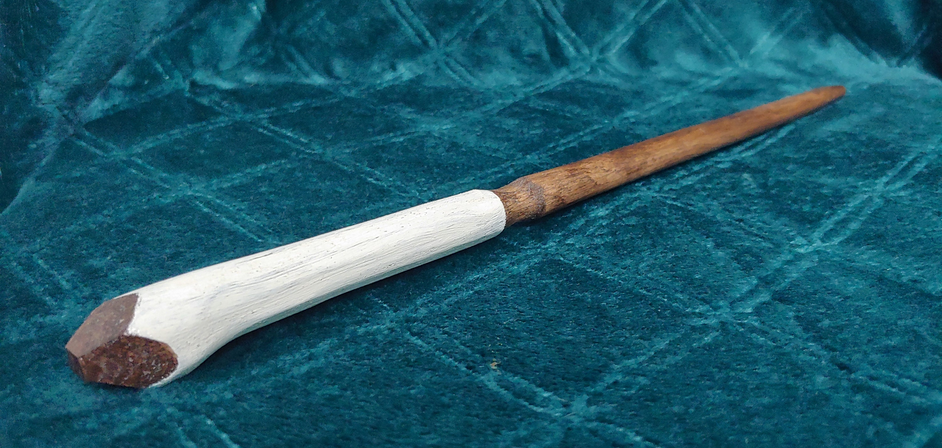Handcrafted Red Oak Wizarding Wand 13 1/4 Phoenix Feather Core ...