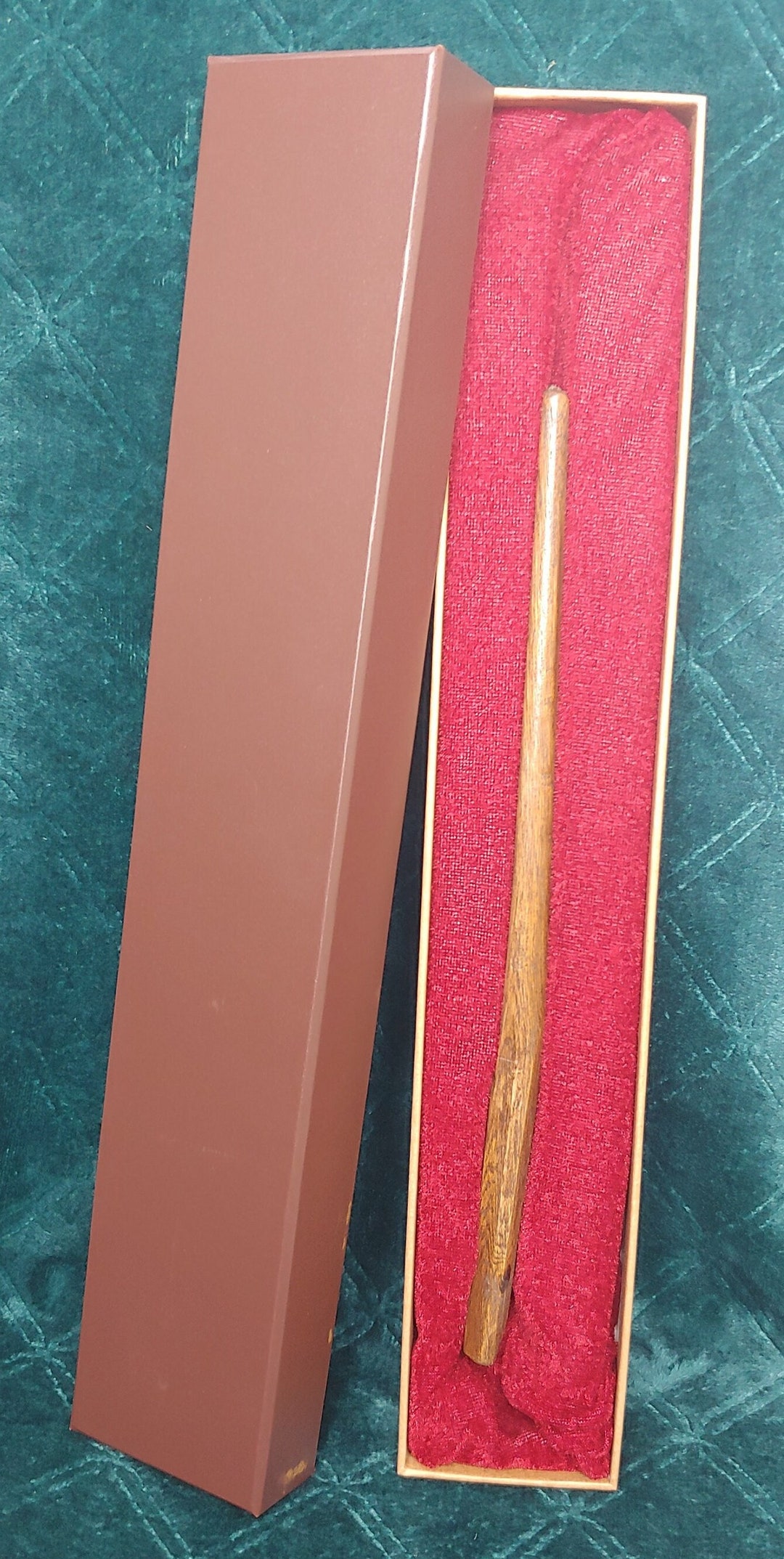 Handcrafted Red Oak Wizarding Wand 11 7/8" Phoenix Feather Core ...