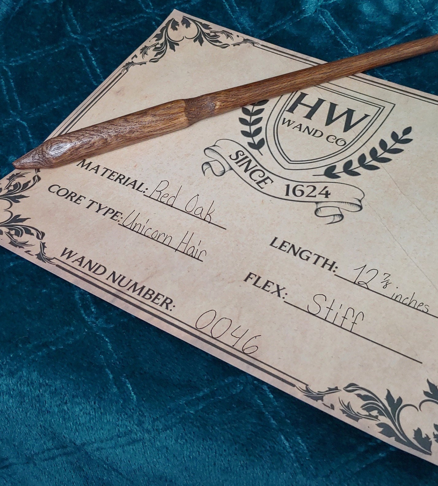 Handcrafted Red Oak Wizarding Wand 12 7/8" Unicorn Hair Core / Fantasy ...