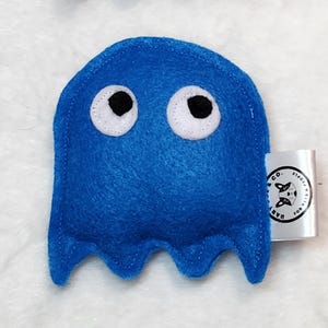 Pac-man - Video Game Felt Cat Toy, Filled With Organic Catnip ...