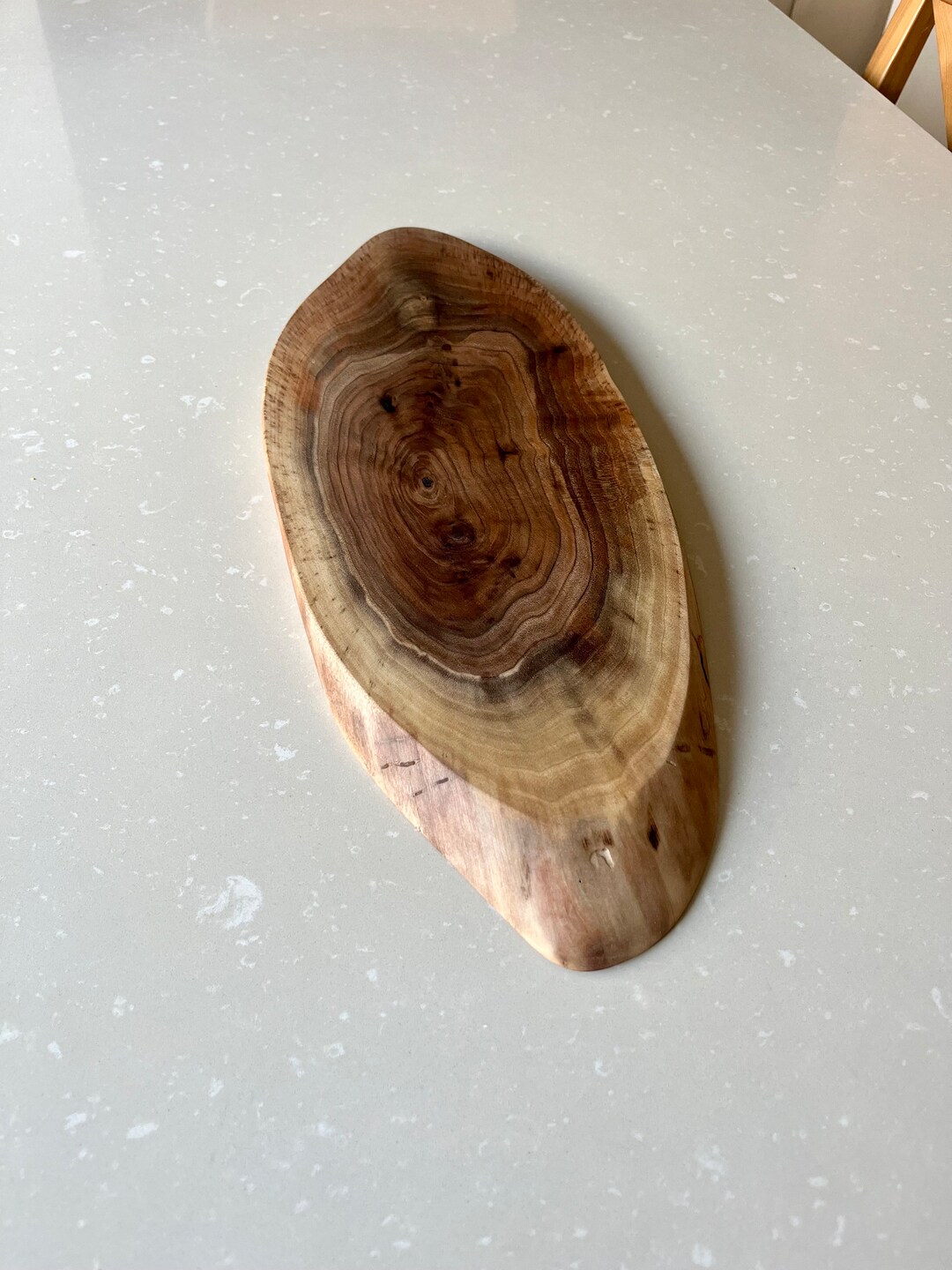 Walnut Live Edge, Oval Charcuterie Board, Cheese Wood Serving Tray ...