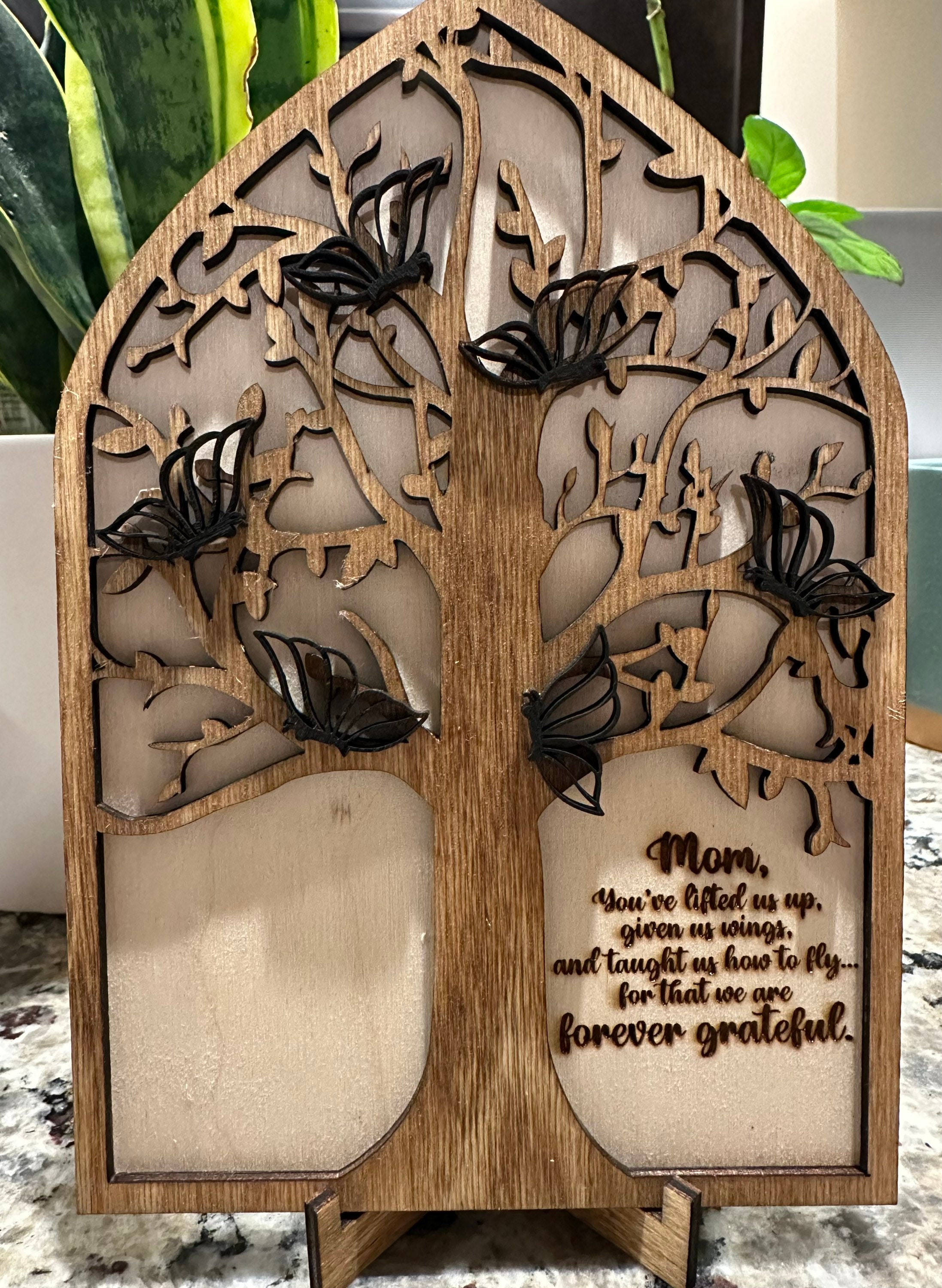 Butterfly Family Tree: Personalized Mother's Day Decor - Etsy