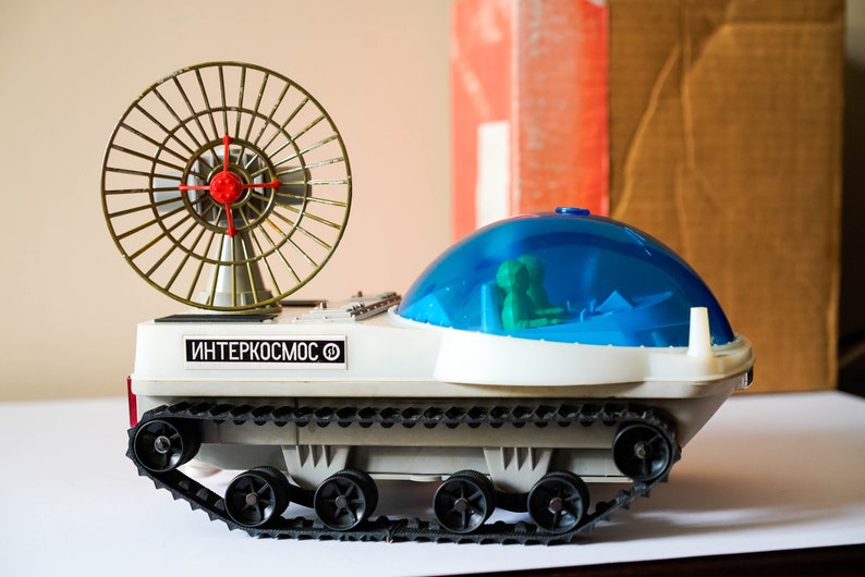 Intercosmos Soviet CCCP Moonrover 80s Remote Control Vintage Space Toy ...