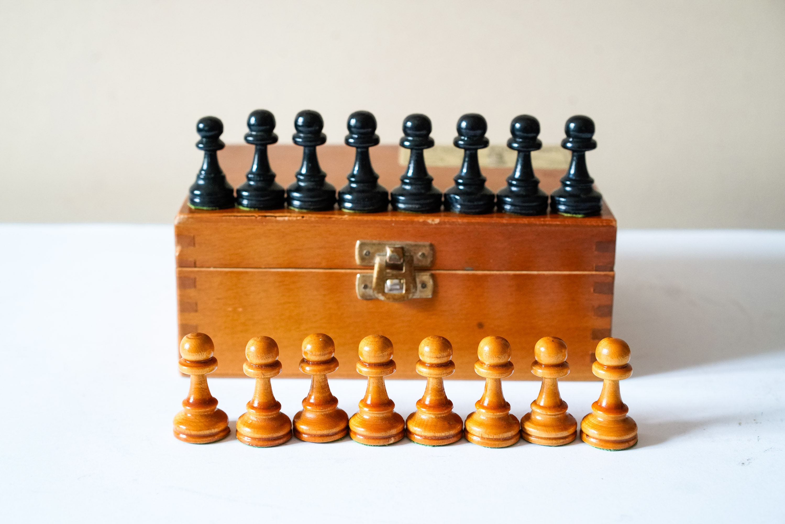 Vintage German Chess Pieces/chess Set SISO Exclusive in Wooden Box With ...
