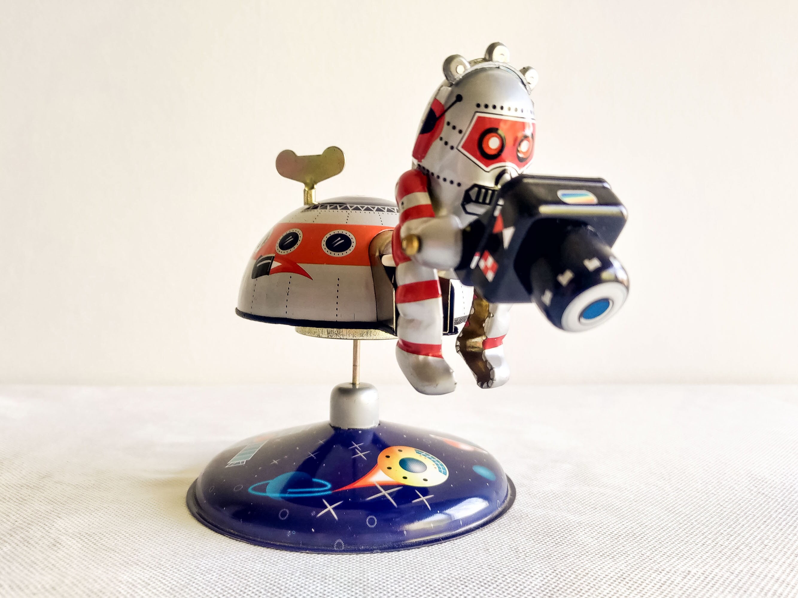 Space Robots From Mars