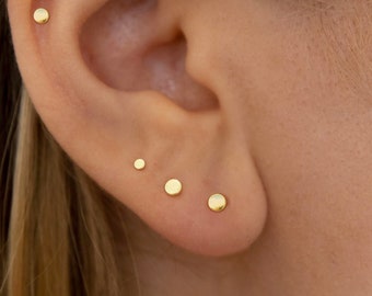 14K Solid Gold Emerald Baguette Stud Earring Dainty Stud Earring Minimalist Stud Earrings 14K ...