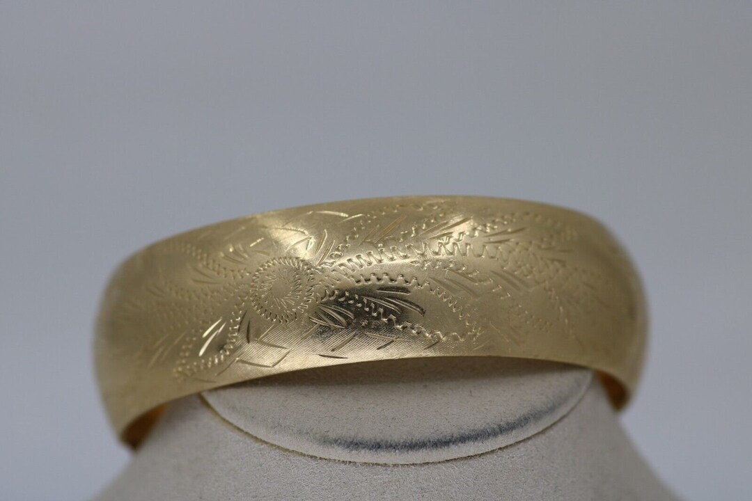 14K Yellow Gold Hollow Engraved Hinged Bangle 7 - Etsy
