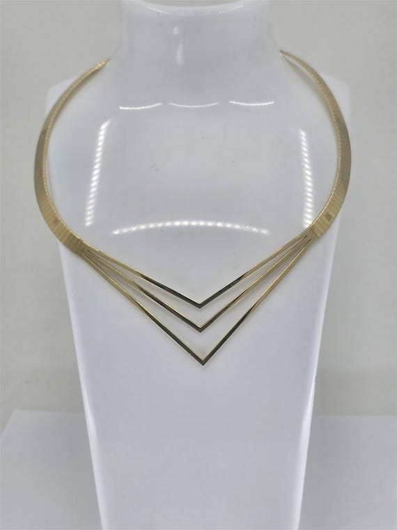 vintage v shaped collar - Gem